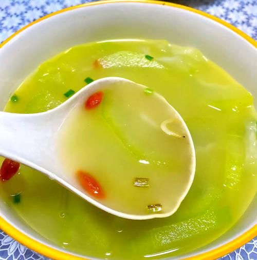 冬瓜煲汤可以放什么一起煲_冬瓜汤搭配什么食材最鲜-第2张图片-山城妙识 冬瓜煲汤可以放什么一起煲_冬瓜汤搭配什么食材最鲜-第2张图片-山城妙识