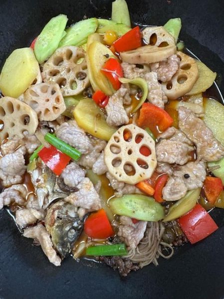 自制火锅鱼的做法大全_火锅鱼底料怎么炒才香-第1张图片-山城妙识 自制火锅鱼的做法大全_火锅鱼底料怎么炒才香-第1张图片-山城妙识