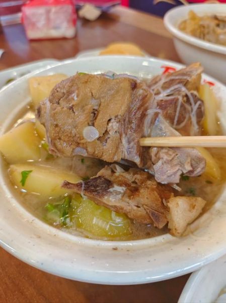 青岛排骨米饭哪家最正宗_怎么做才地道-第1张图片-山城妙识 青岛排骨米饭哪家最正宗_怎么做才地道-第1张图片-山城妙识