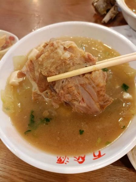 青岛排骨米饭哪家最正宗_怎么做才地道-第3张图片-山城妙识 青岛排骨米饭哪家最正宗_怎么做才地道-第3张图片-山城妙识