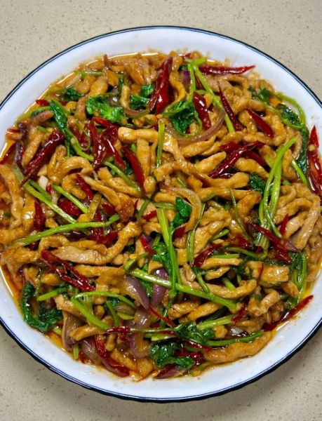 香辣肉丝怎么炒好吃_香辣肉丝家常做法-第2张图片-山城妙识