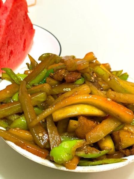西瓜皮炒肉怎么做_西瓜皮炒肉好吃吗-第3张图片-山城妙识 西瓜皮炒肉怎么做_西瓜皮炒肉好吃吗-第3张图片-山城妙识