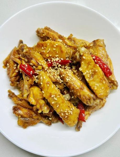 香辣鸡翅怎么做才外酥里嫩_香辣鸡翅腌制多久才入味-第1张图片-山城妙识 香辣鸡翅怎么做才外酥里嫩_香辣鸡翅腌制多久才入味-第1张图片-山城妙识