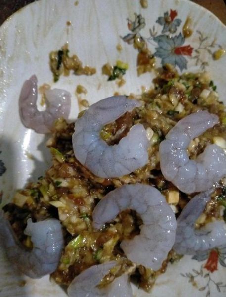鲜虾饺子馅怎么调_鲜虾饺子馅做法大全-第2张图片-山城妙识