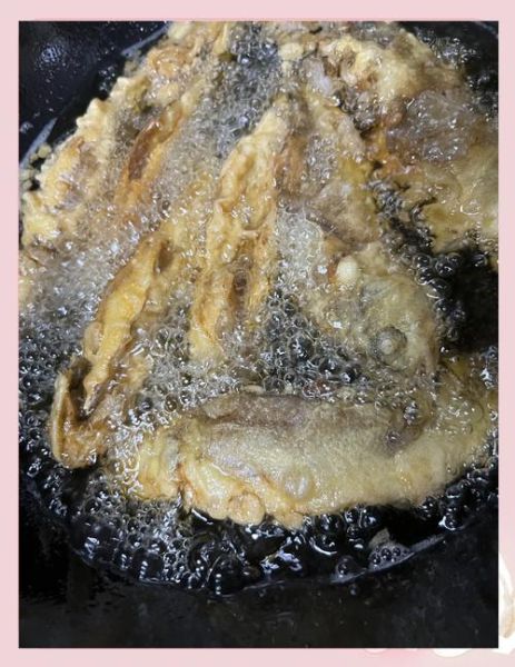 炸小黄花鱼怎么做酥脆_炸小黄花鱼用面粉还是淀粉-第3张图片-山城妙识