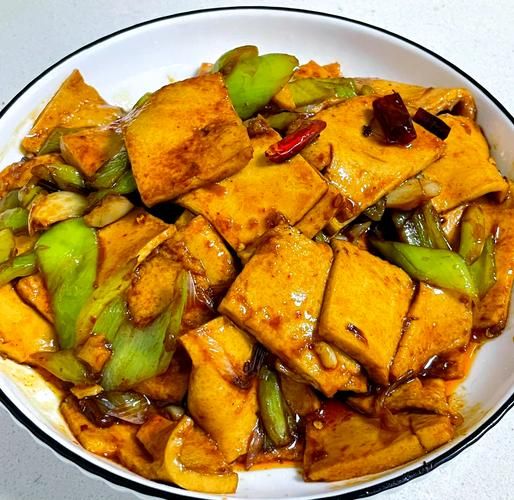 干锅千叶豆腐怎么做_正宗川菜干锅千叶豆腐做法-第1张图片-山城妙识
