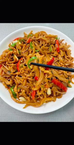 萝卜干炒五花肉怎么做_萝卜干炒五花肉要不要焯水-第2张图片-山城妙识 萝卜干炒五花肉怎么做_萝卜干炒五花肉要不要焯水-第2张图片-山城妙识