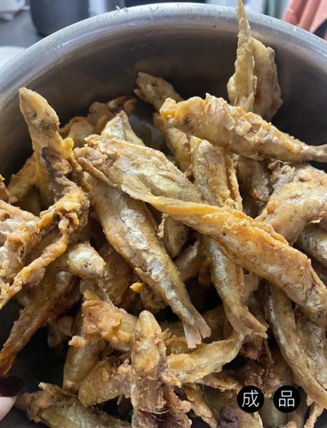 面粉炸小鱼怎么做_炸小鱼用哪种面粉更酥脆-第1张图片-山城妙识 面粉炸小鱼怎么做_炸小鱼用哪种面粉更酥脆-第1张图片-山城妙识