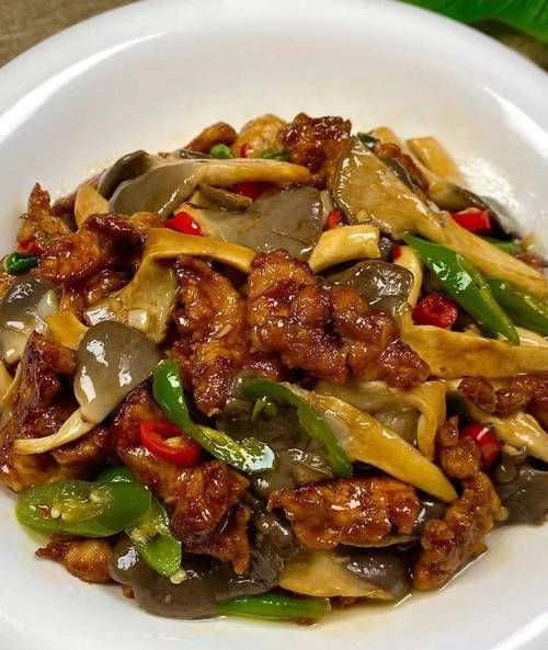 蘑菇炒肉片怎么做_蘑菇炒肉片先炒蘑菇还是先炒肉-第3张图片-山城妙识
