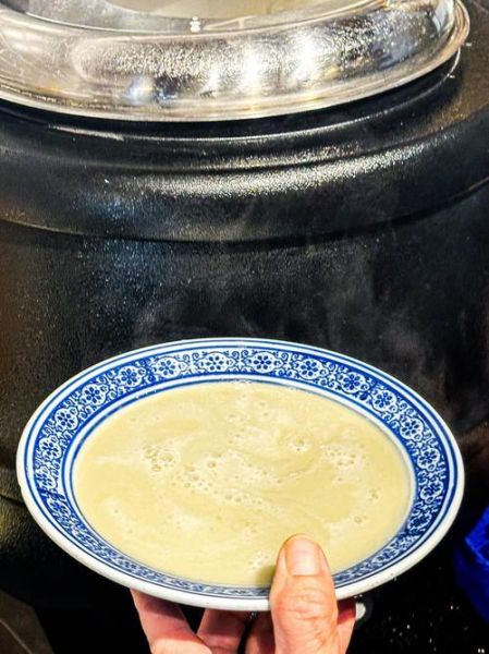 豆汁儿焦圈怎么做_老北京豆汁儿焦圈正宗吃法-第2张图片-山城妙识