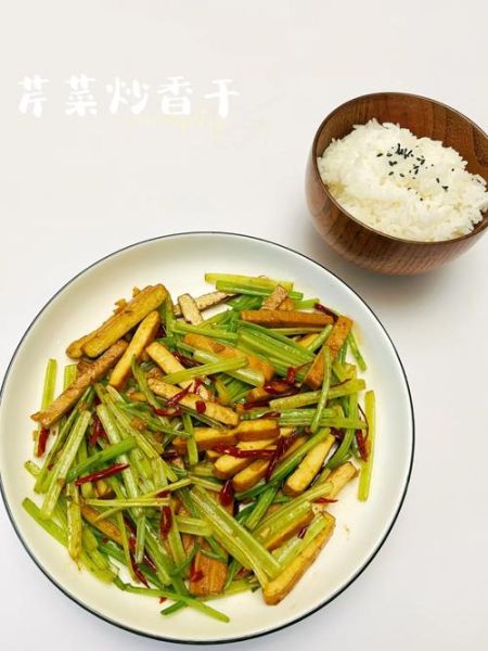 香干炒芹菜热量是多少_减脂能吃吗-第3张图片-山城妙识