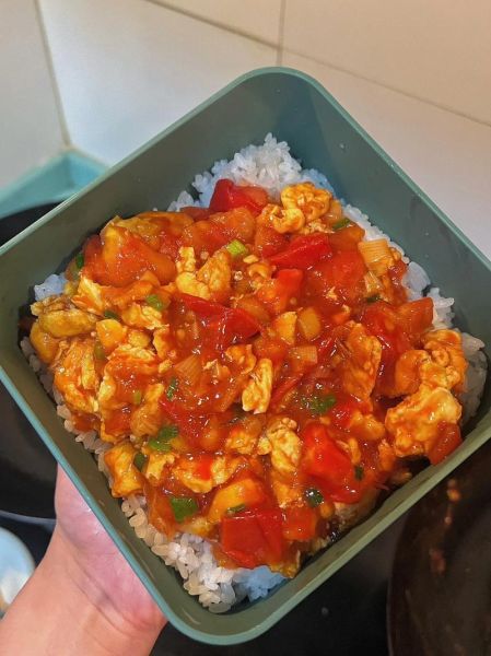 鸡蛋西红柿炒饭怎么做_西红柿鸡蛋炒饭家常做法-第1张图片-山城妙识