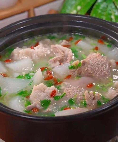 清炖羊肉怎么炖不膻_清炖羊肉放什么调料-第1张图片-山城妙识