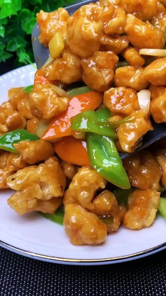 鸡胸肉怎么炒才好吃_鸡胸肉炒多久才嫩-第1张图片-山城妙识