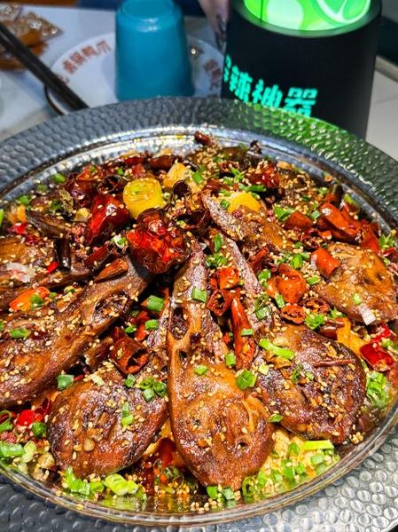 干锅鸭怎么做才入味_干锅鸭用什么配菜最好-第3张图片-山城妙识