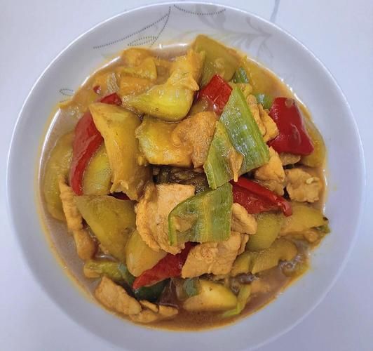 茄子炒肉怎么做_茄子炒肉需要焯水吗-第3张图片-山城妙识