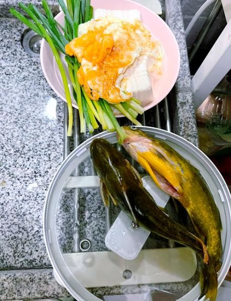 黄骨鱼怎么做好吃_黄骨鱼炖豆腐的做法-第2张图片-山城妙识