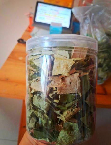荷叶茶怎么制作_自己采摘荷叶做茶步骤-第2张图片-山城妙识