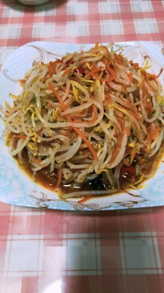 苜蓿芽怎么吃_苜蓿芽做法大全-第1张图片-山城妙识