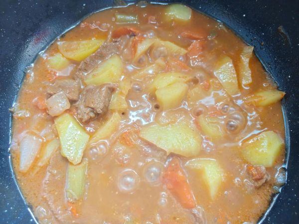 高压锅土豆炖牛腩多久能烂_牛腩高压锅几分钟最嫩-第3张图片-山城妙识