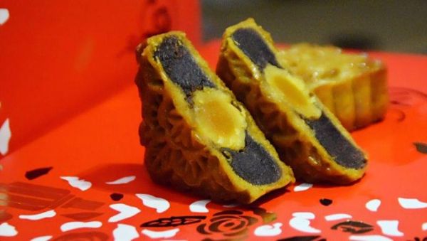 豆沙月饼的做法_豆沙月饼保质期多久-第1张图片-山城妙识
