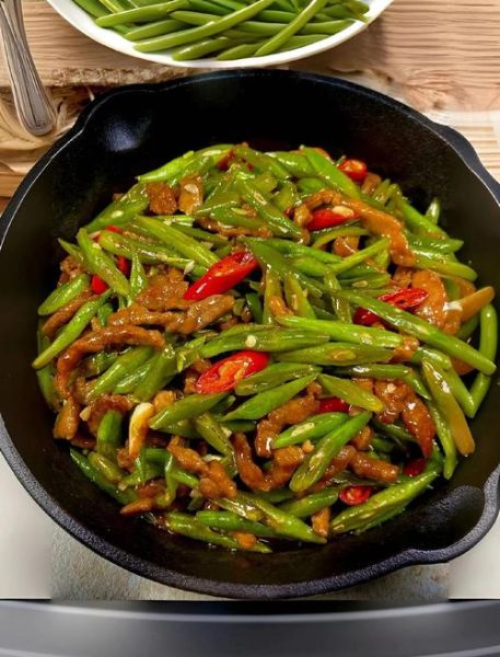 豆角丝炒肉怎么做_豆角丝炒肉先炒哪个-第2张图片-山城妙识