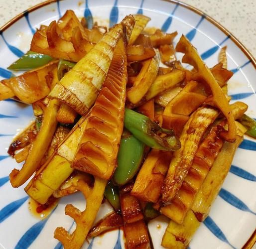 油焖笋丝怎么做_油焖笋丝需要焯水吗-第2张图片-山城妙识