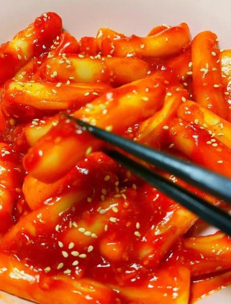 韩式泡菜炒年糕怎么做_韩式泡菜炒年糕用哪种年糕-第3张图片-山城妙识
