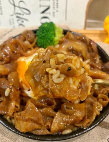 肥牛饭怎么做_肥牛饭酱汁怎么调-第1张图片-山城妙识