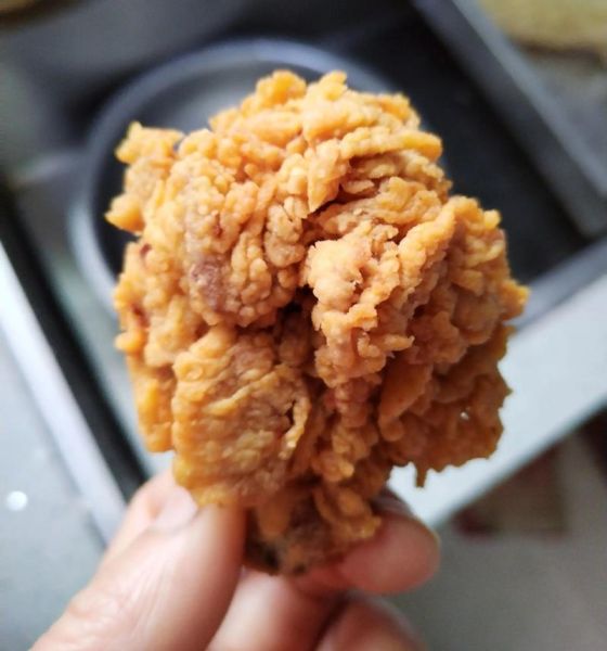 面包糠炸鸡腿怎么做才酥脆_炸鸡腿不吸油的小技巧-第1张图片-山城妙识