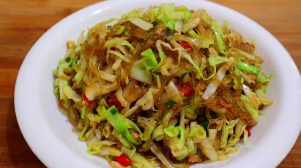 包菜粉条怎么炒不坨_包菜粉条的家常做法-第1张图片-山城妙识
