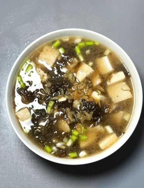紫菜豆腐汤的危害_长期喝有什么副作用-第1张图片-山城妙识