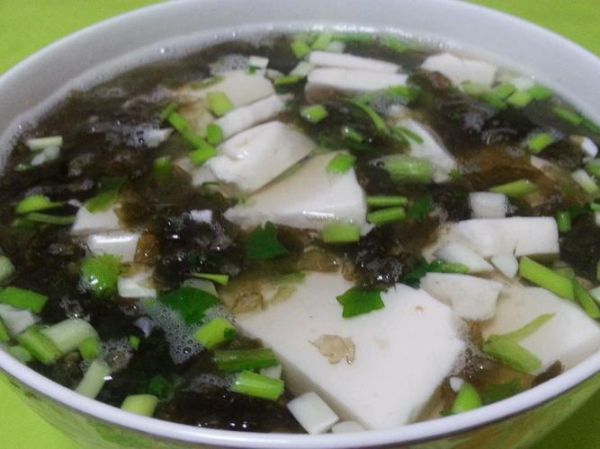 紫菜豆腐汤的危害_长期喝有什么副作用-第3张图片-山城妙识