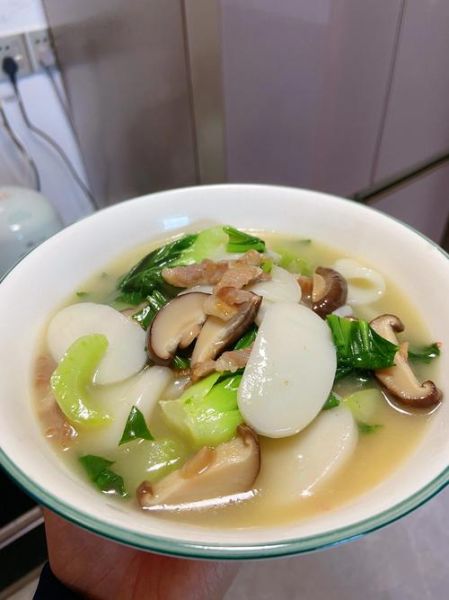 青菜年糕汤的做法_青菜年糕汤热量高吗-第2张图片-山城妙识