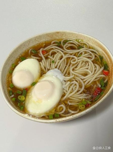 鸡蛋煮面条怎么煮好吃_鸡蛋煮面条需要几分钟-第1张图片-山城妙识