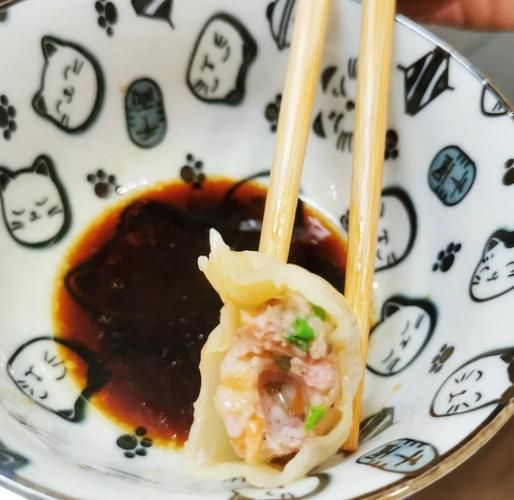 虾仁饺子怎么调馅才弹牙_虾仁饺子家常做法-第2张图片-山城妙识 虾仁饺子怎么调馅才弹牙_虾仁饺子家常做法-第2张图片-山城妙识