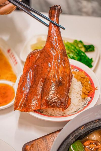 烧鹅腿饭多少钱_烧鹅腿饭热量高吗-第1张图片-山城妙识