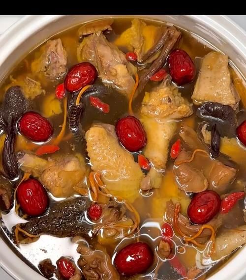 鸡肉煲汤的做法大全家常_鸡肉煲汤怎么做好喝-第3张图片-山城妙识