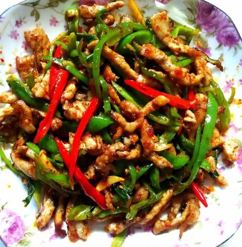 孜然炒肉怎么炒才嫩_孜然炒肉家常做法窍门-第1张图片-山城妙识