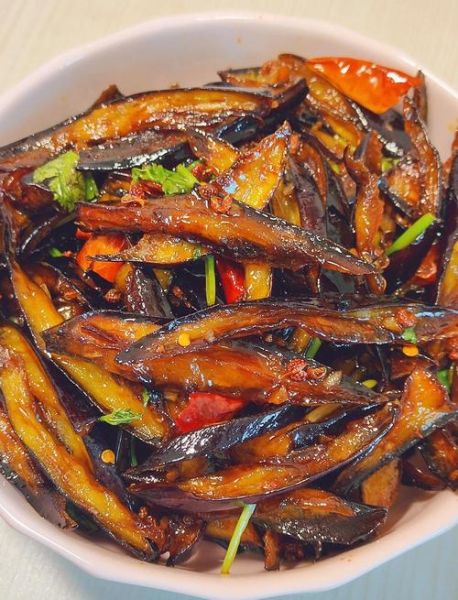 风味儿茄子怎么做_家常风味儿茄子做法大全-第3张图片-山城妙识