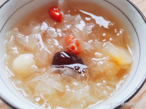 银耳莲子粥怎么做_银耳莲子粥要泡多久-第2张图片-山城妙识