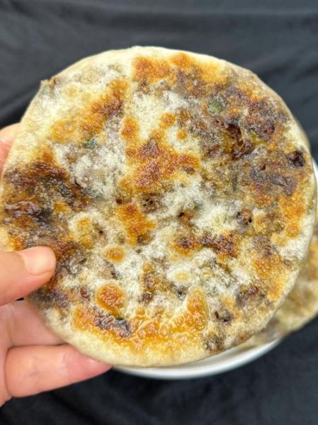 梅干菜烧饼怎么做_梅干菜烧饼配方比例-第1张图片-山城妙识