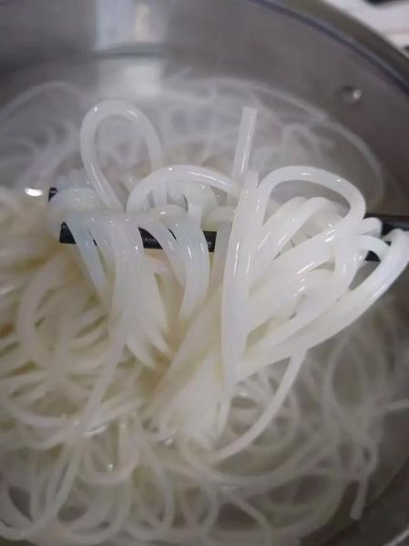 米粉怎么煮不糊_米粉怎么泡才软-第2张图片-山城妙识