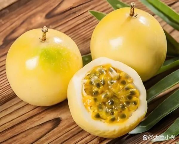 鸡蛋果是什么水果_鸡蛋果和百香果的区别-第1张图片-山城妙识