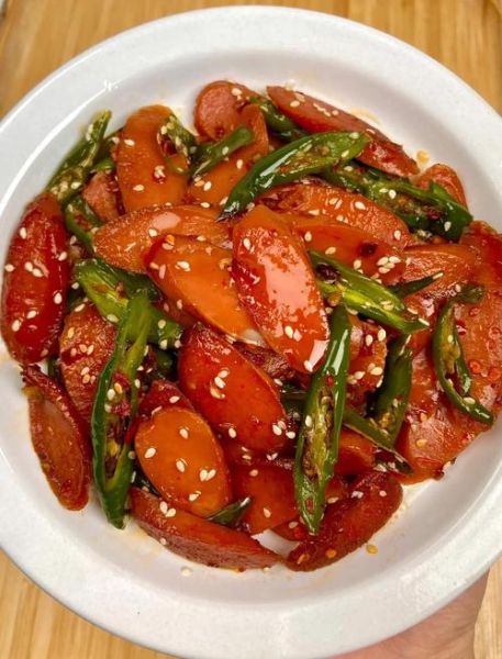 香肠怎么炒好吃_家常香肠炒菜做法大全-第2张图片-山城妙识