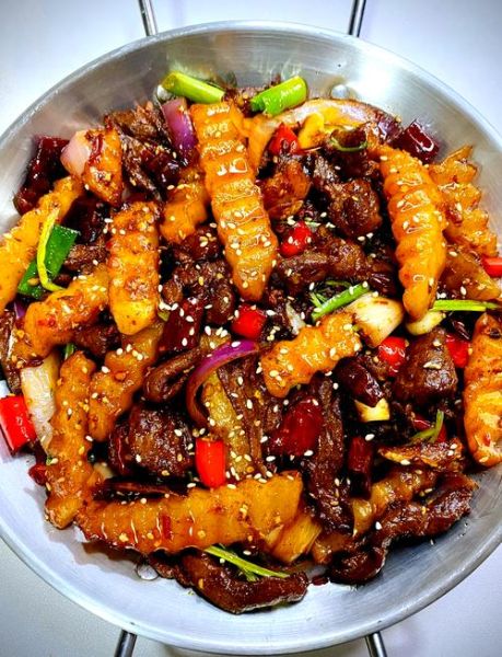 麻辣干锅牛肉怎么做_麻辣干锅牛肉家常做法-第2张图片-山城妙识 麻辣干锅牛肉怎么做_麻辣干锅牛肉家常做法-第2张图片-山城妙识