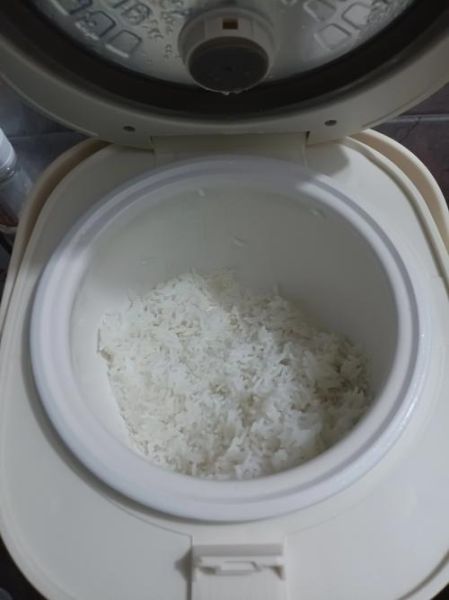 煲饭放多少水_电饭煲水米比例是多少-第3张图片-山城妙识