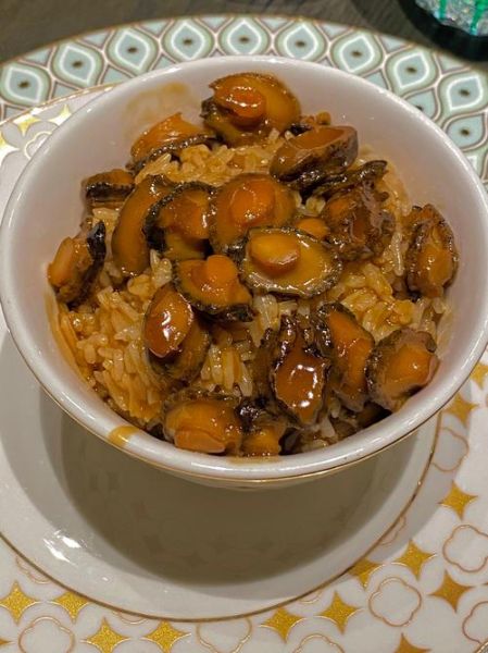 鲍鱼捞饭是什么_鲍鱼捞饭多少钱一份-第1张图片-山城妙识