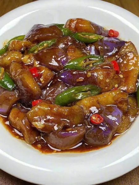 油焖茄子怎么做_油焖茄子需要焯水吗-第3张图片-山城妙识