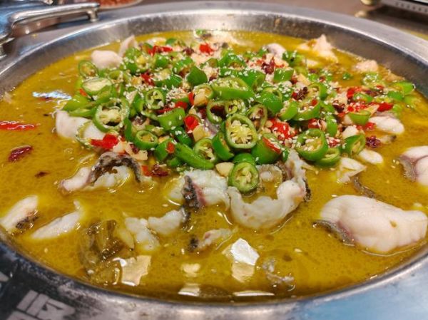 酸菜鱼是哪个菜系的_酸菜鱼属于川菜还是湘菜-第2张图片-山城妙识